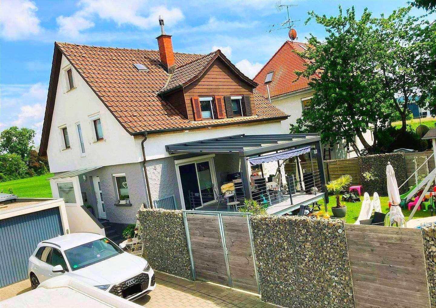 Freistehendes, liebevoll saniertes Einfamilienhaus in verkehrsnaher ...
