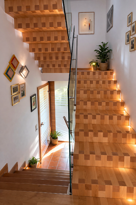 STILVOLLES REIHENHAUS IN BEGEHRTER LAGE IN INNSBRUCK | Haus Innsbruck ...