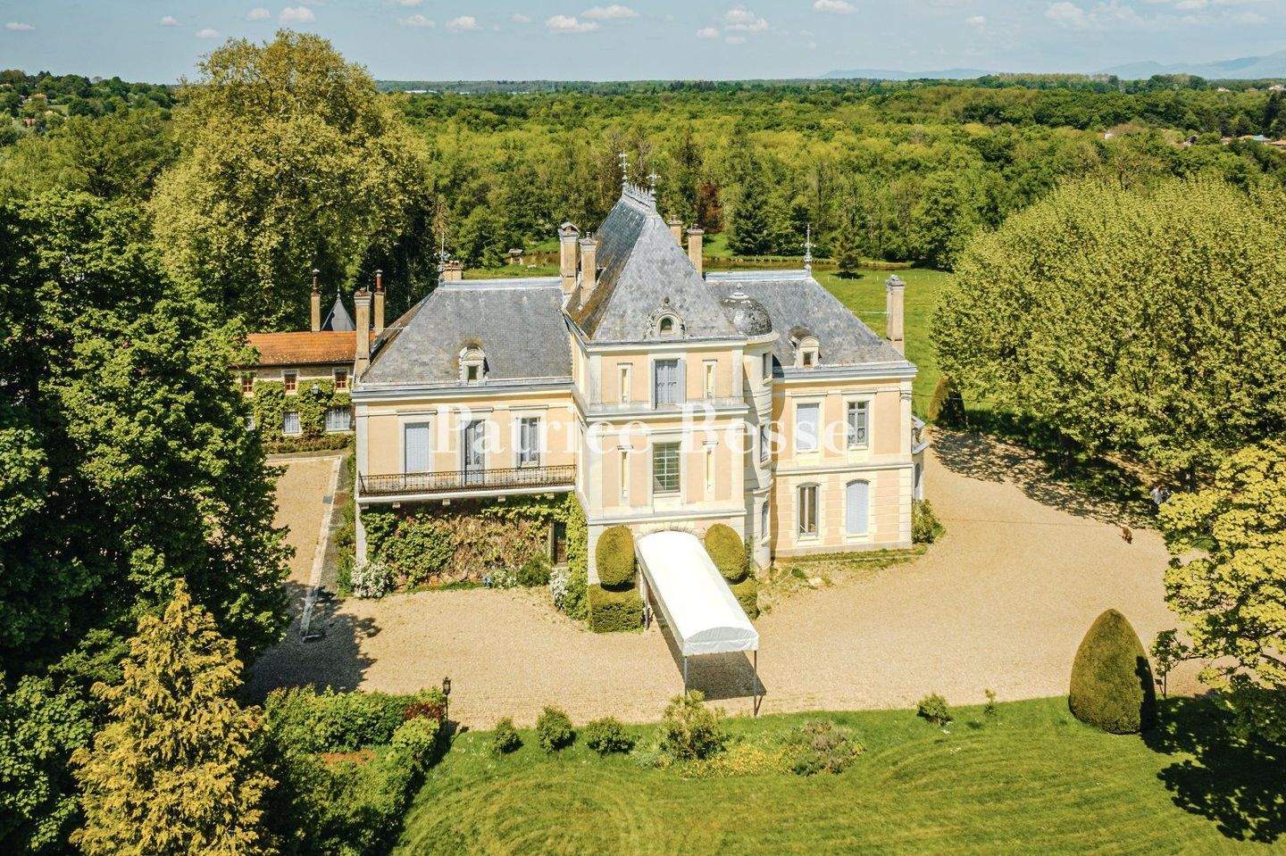 A 16th and 19th century château and 27 hectares of woods, ponds and ...