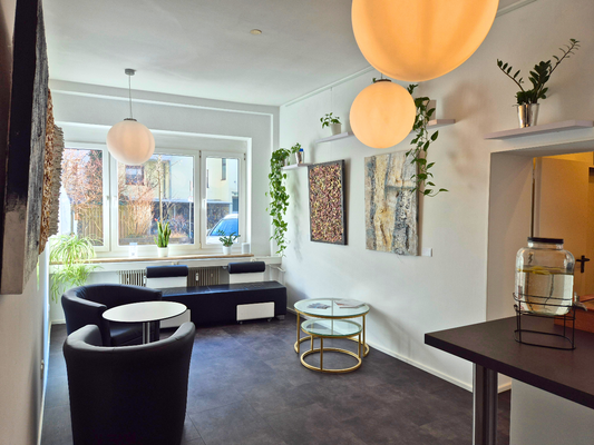 Büro Nr. 7: Innenhofblick, Isar-Lage, Highspeed-Internet, Kanzlei-Sitz ...