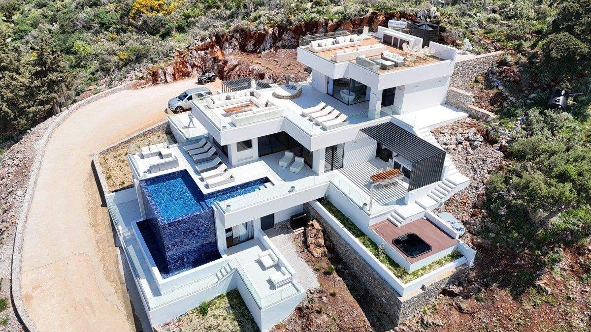 VILLA DE LUXE Exklusive Villa zum Verkauf in Kokkino Chorio | Villa ...