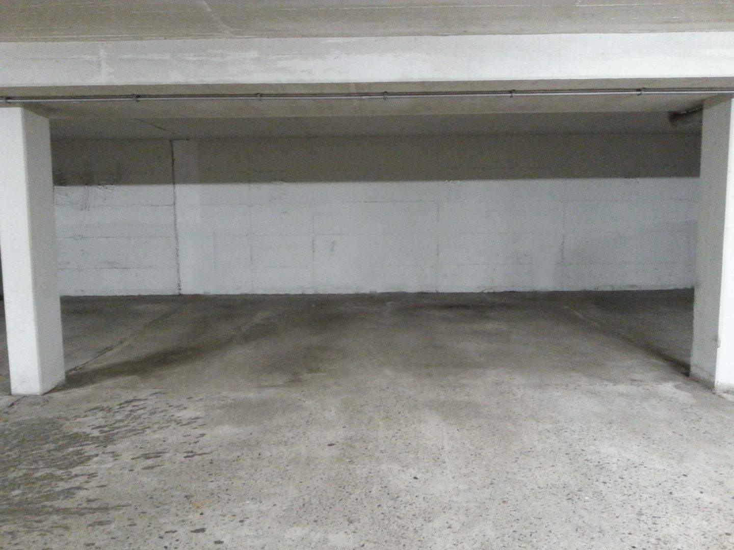 Tiefgaragenstellplatz in der Eigentumswohnanlage Olivenweg 17 bis 23 in ...